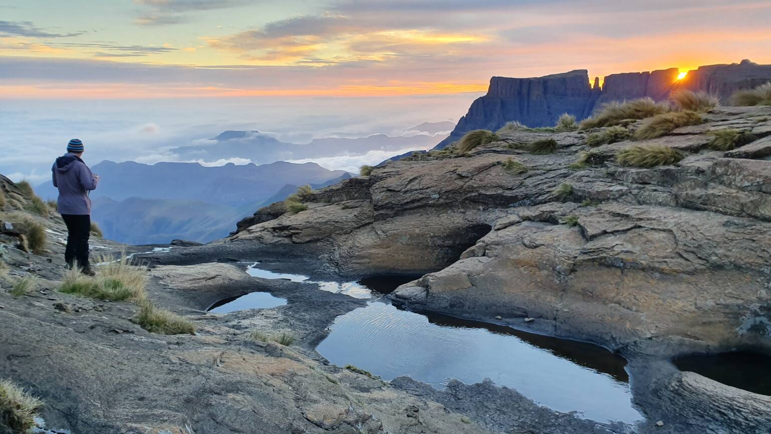 Amphitheatre & Mont Aux Sources Adventure, 3282m | PEAK HIGH Mountaineering